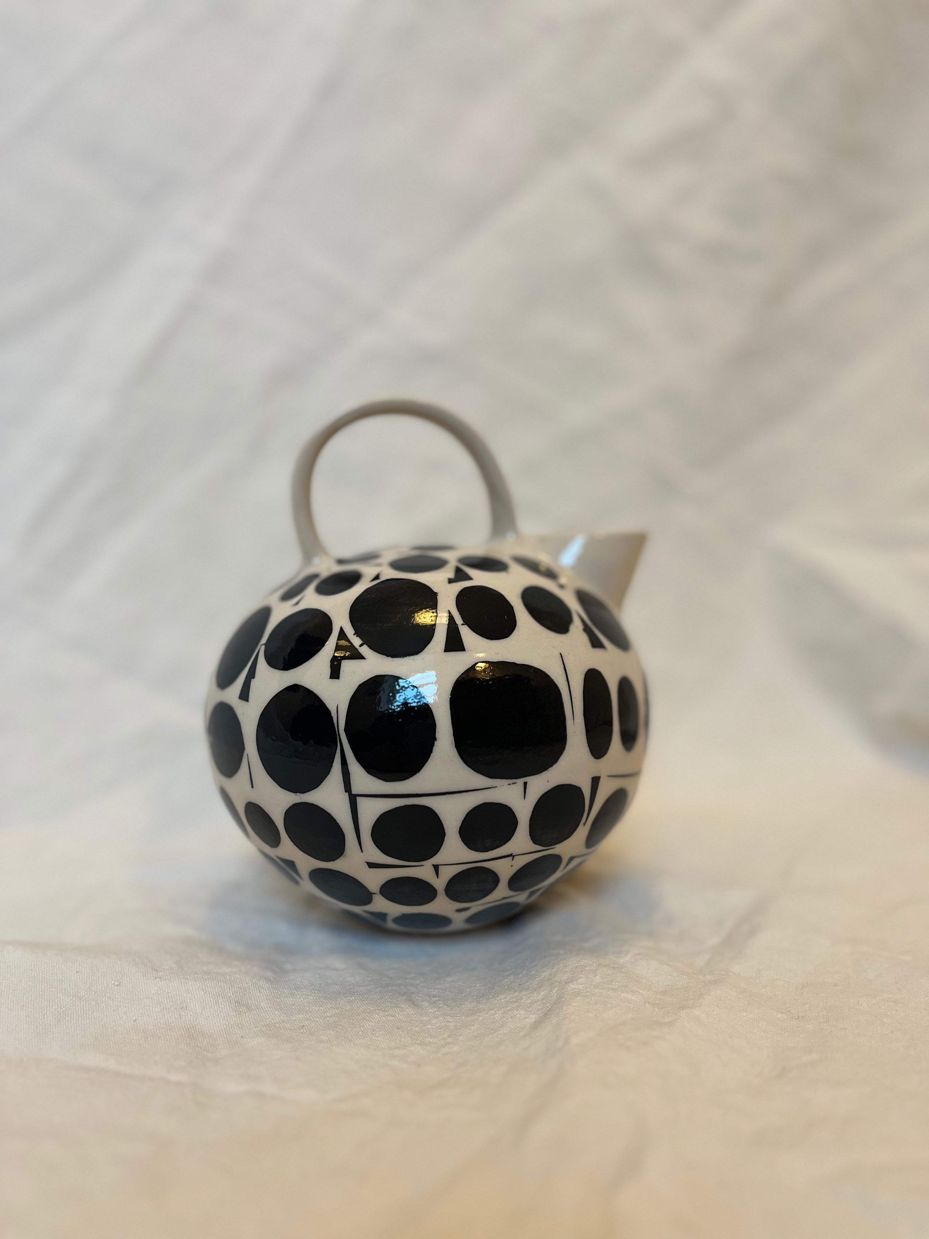 Emily Conroy Ceramics - Spotty Water Jug - large – April 11